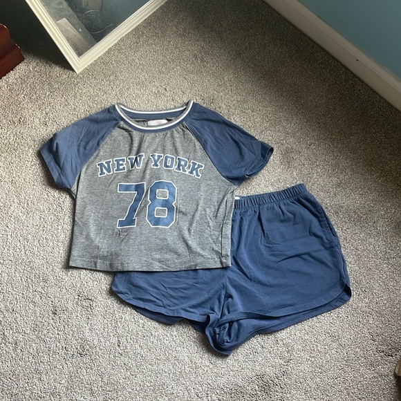 Target | Intimates & Sleepwear | New York Set | Poshmark